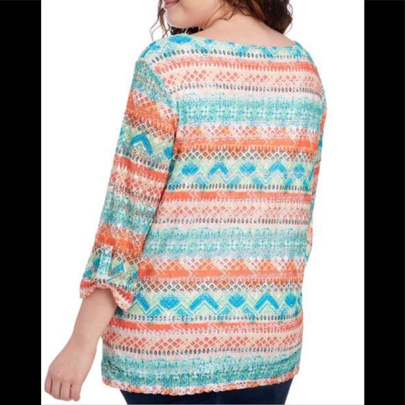 Onque Woman | Tops | Womens Plus Size Batik Stripe Crochet Sleeve Top ...